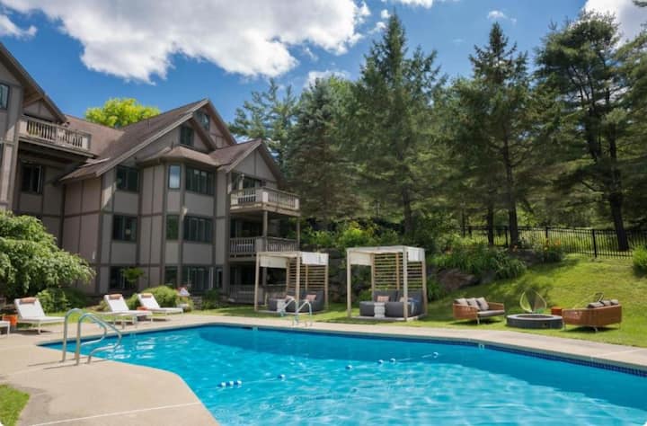 Nature Retreat | Walk To Shops & Restaurants - Stowe, VT