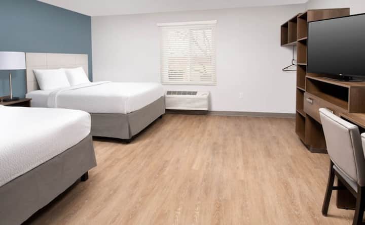 Comfortable & Affordable Room Near Austin Hotspot - Austin, TX