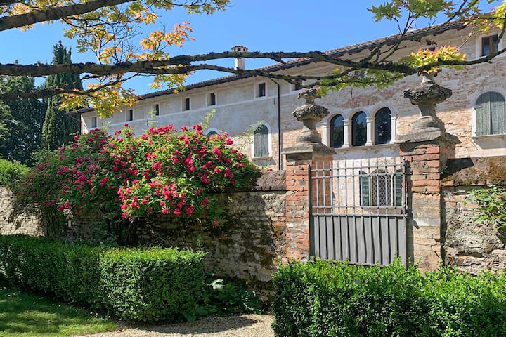 Palazzo Del Capitano R&r - Portogruaro