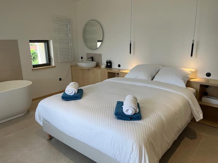 Chambre Double Avec Baignoire - Auxonne