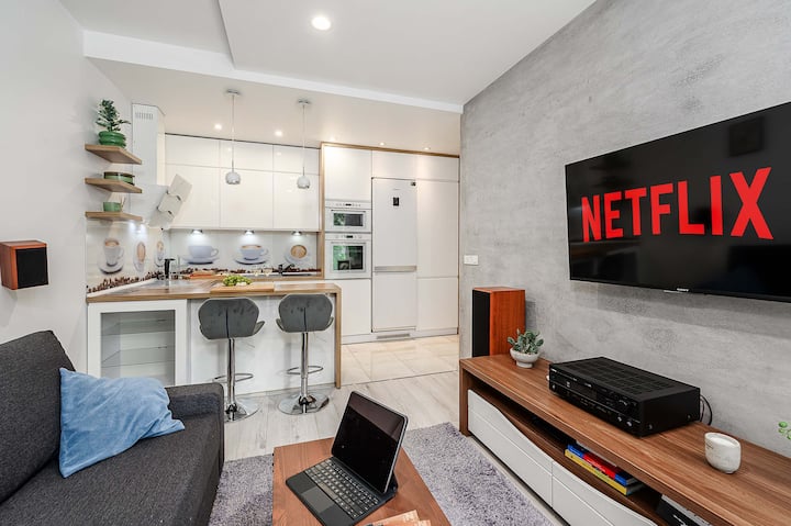 Lumina Spacious Apartments With Parking In Warsaw - Warsaw