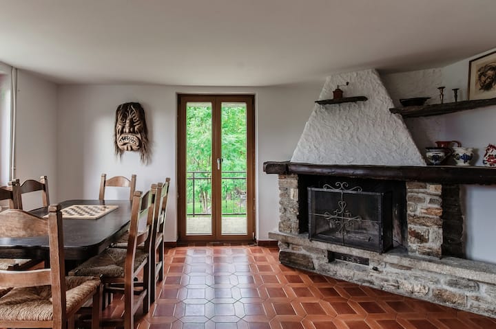 Entre Nature Et Tradition (Eco Della Valle 1) - Campello