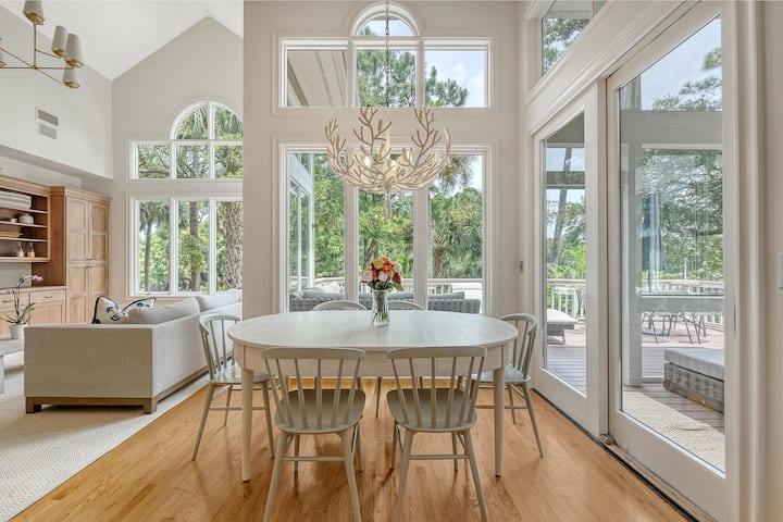 Sunlight Filled Coastal Getaway - Kiawah Island, SC