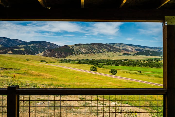 Rachael's Place - Views, Adventures, Deluxe Stay - Wyoming