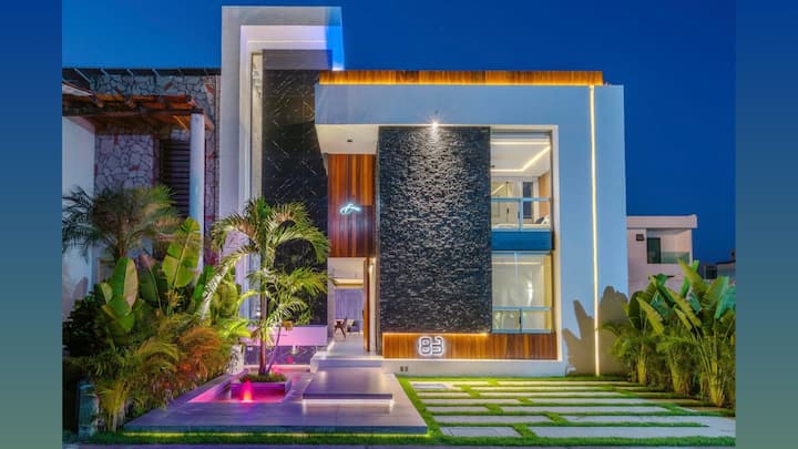 Villa 83: 3br, 2 Private Pools & Beach Club Access - La Cruz de Huanacaxtle