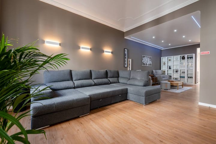 Centro Cidade | Inteligente | Late Check Out - Monte