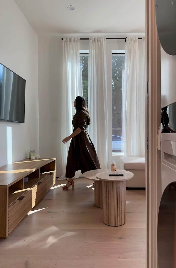 Modern 1bed Unit With Luxury Finishes - Bel Air - Los Angeles