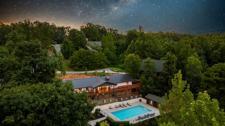 *Sleep27*starwars-bowling-fire.pit-0.5mi To Pkwy - Pigeon Forge, TN