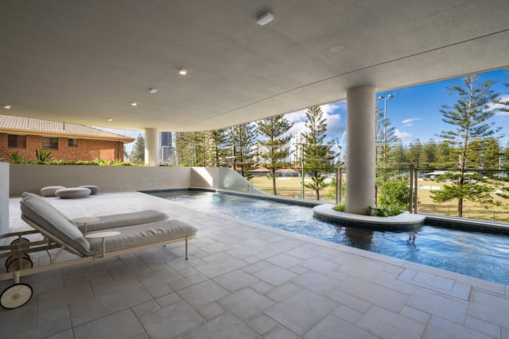 Marella: Broadbeach City Views & Steps To The Sand - Broadbeach