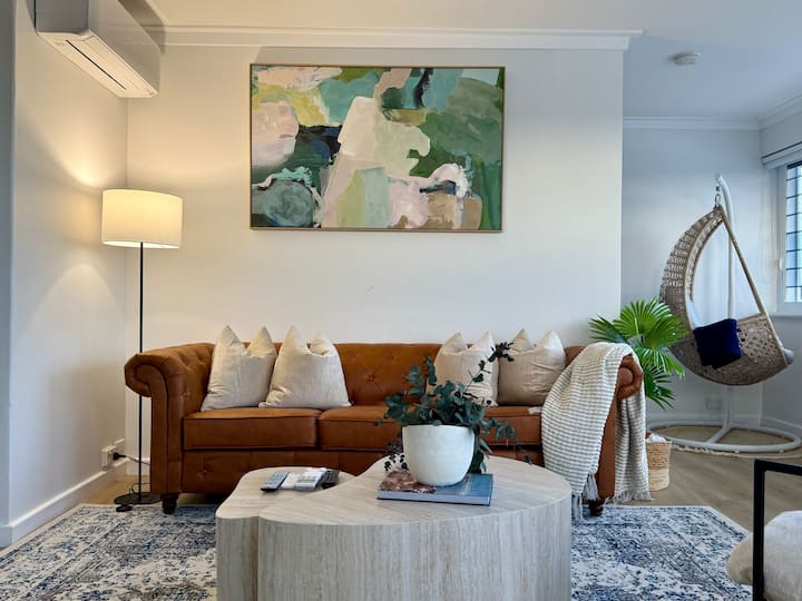 The Coastal Retreat: Two-unit Oasis - Rockingham