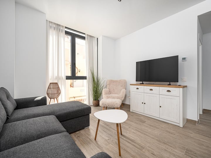 Modern Apartment In Central Nerja - Nerja