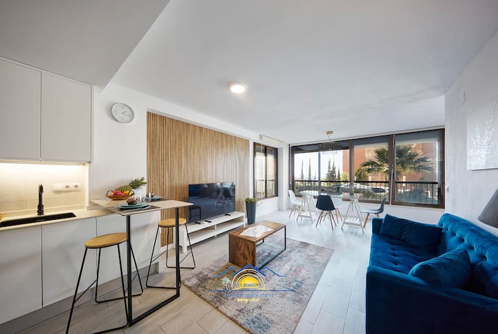 La Luz De Benidorm - Benidorm