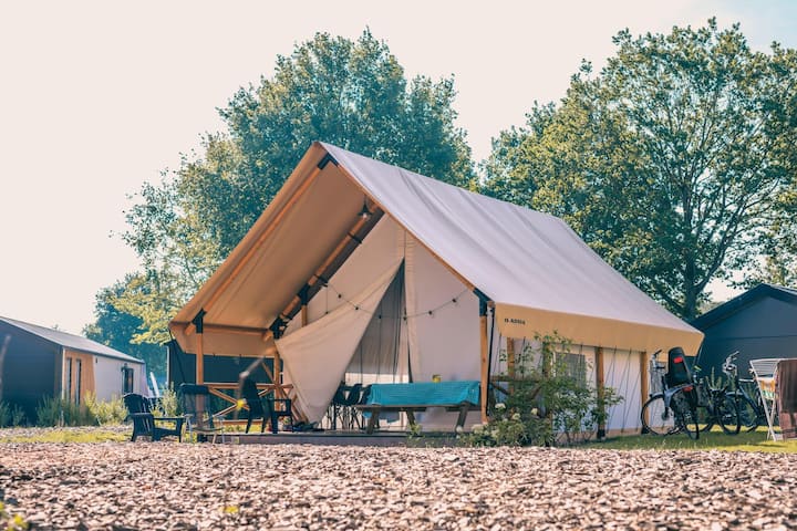 Glampingtent Luxe 6 | Europarcs Kaatsheuvel - Dongen