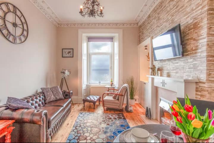 Clyde View Apartment By Coorie Doon Stays - Helensburgh