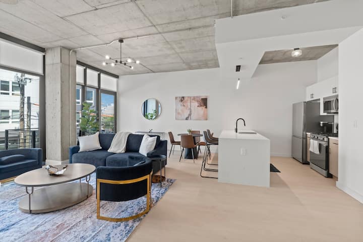 Trendy Nolibs 1br | Near Dining | Sleeps 4 - Philadelphia, PA