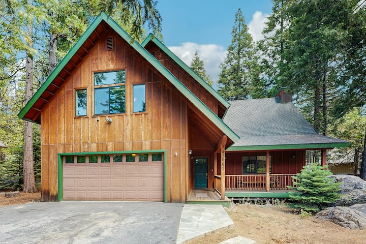 Rustic 3br | Fireplace | Deck | W/d - Shaver Lake, CA