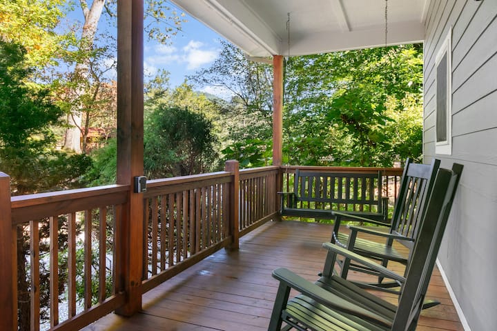 “Dream Come Blue” At Lake Junaluska - Waynesville, NC