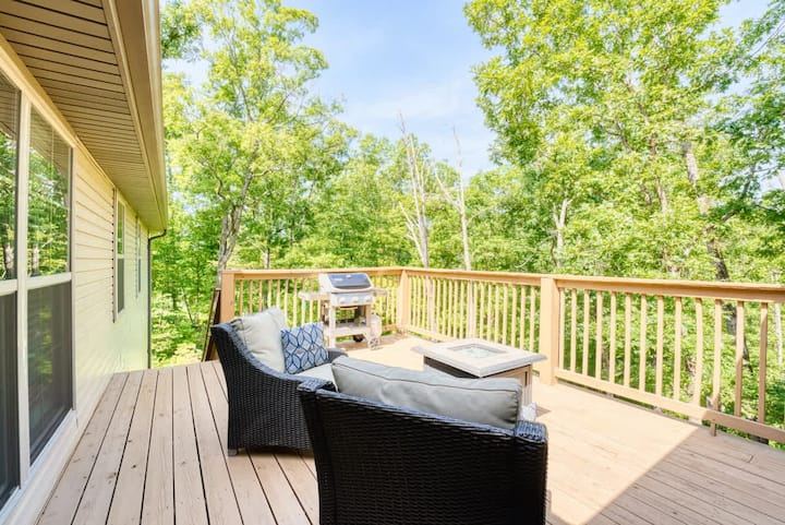 Bella Vista Trails Oasis • Pet-friendly & Modern - Bella Vista, AR