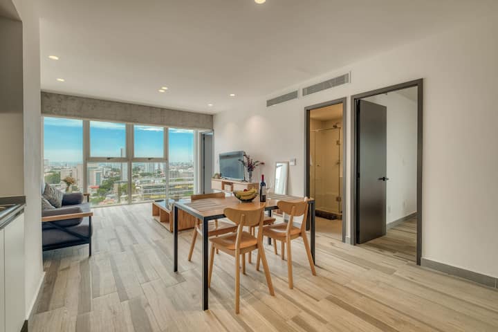 Providencia Spacious Two-bedroom In Modern Tower - Guadalajara, Mexico