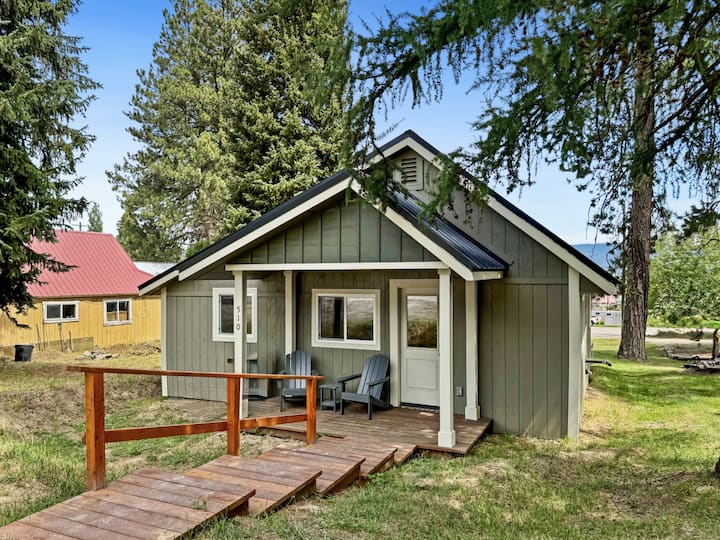 Stylish Stay Near Downtown Cascade - Cascade, ID
