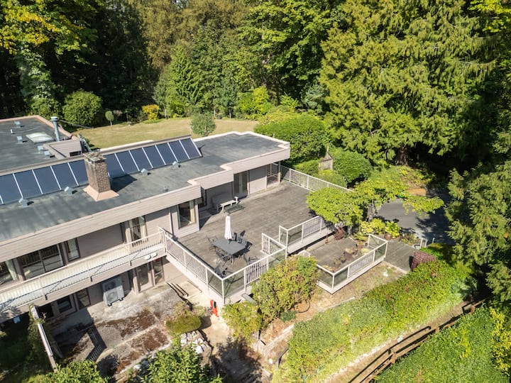 ~Langley 4bd Home | Salmon River Access - Aldergrove