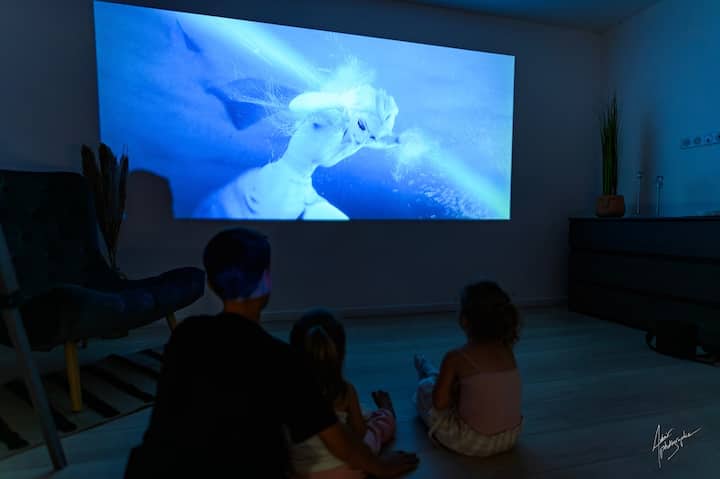 Le Bohème • Cinéma Xxl, Extérieur Privé & Parking - Épinal