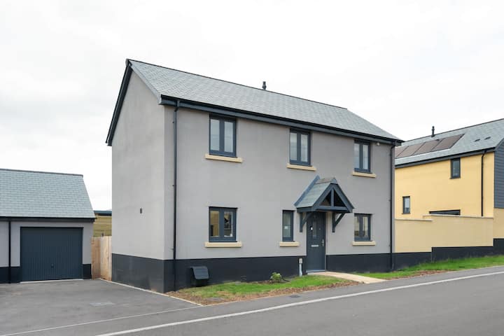 Modern Home In Dartmouth, Private Parking & Garden - Dartmouth