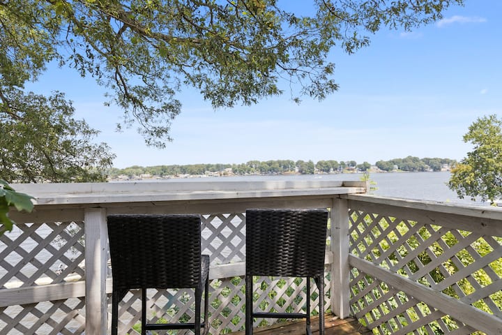 New! Dave's Last Resort Lakeside-cozy Cabin 6 - Indiana Beach, Monticello