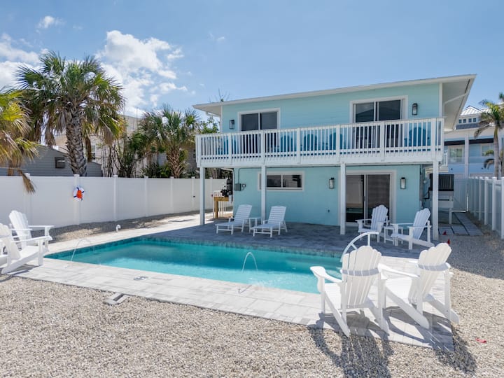 Perfect Private Pool Home 1 Block To Beach - Fort Myers Beach, FL