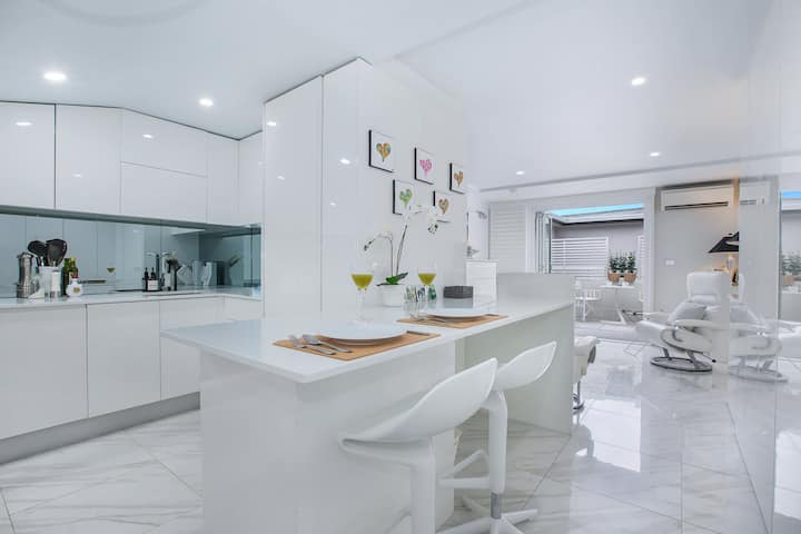 Upscale Studio In Kirribilli With Private Terrace - North Sydney