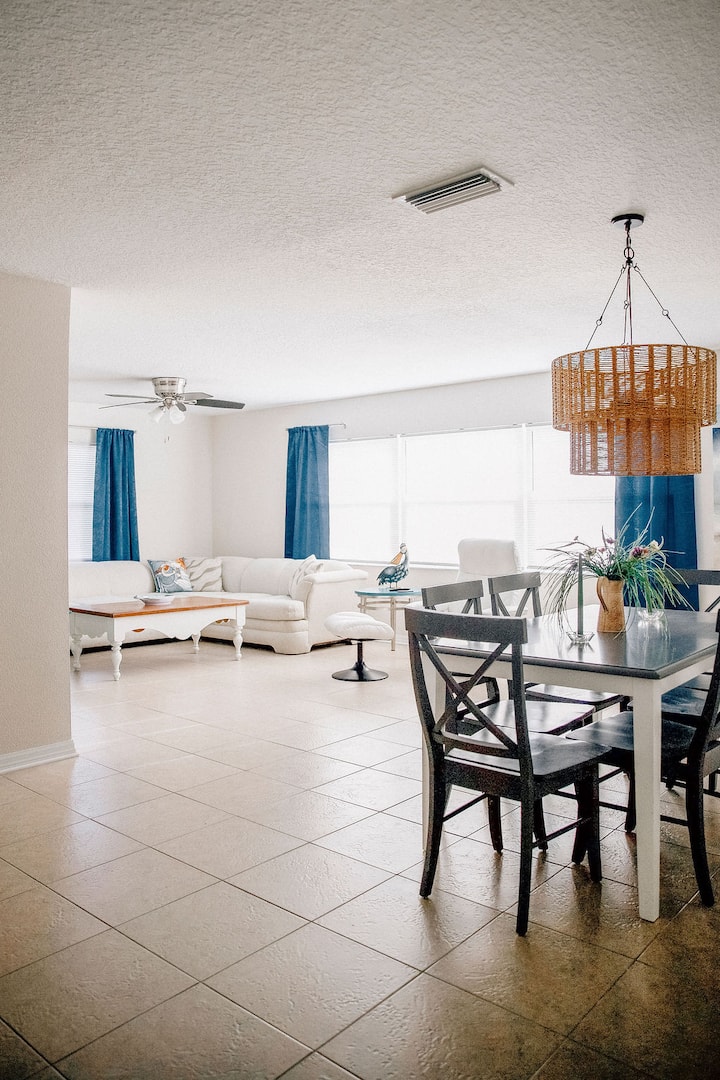 The Salty Turtle - Hudson, FL