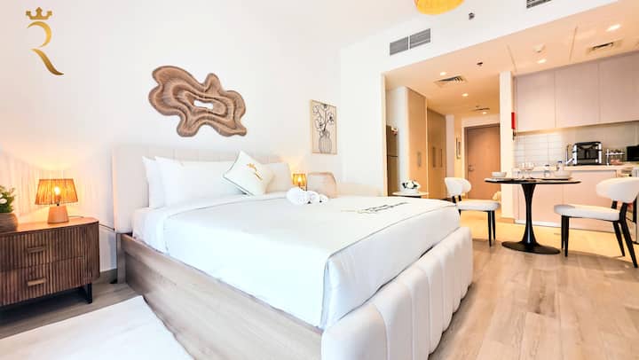 Luxury Seafront Studio | Elegant Waterfront Stay - Abu Dhabi