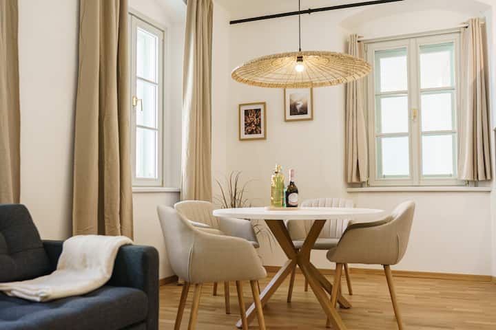Zwei Zimmer Innenstadt Juwel - Wiener Neustadt