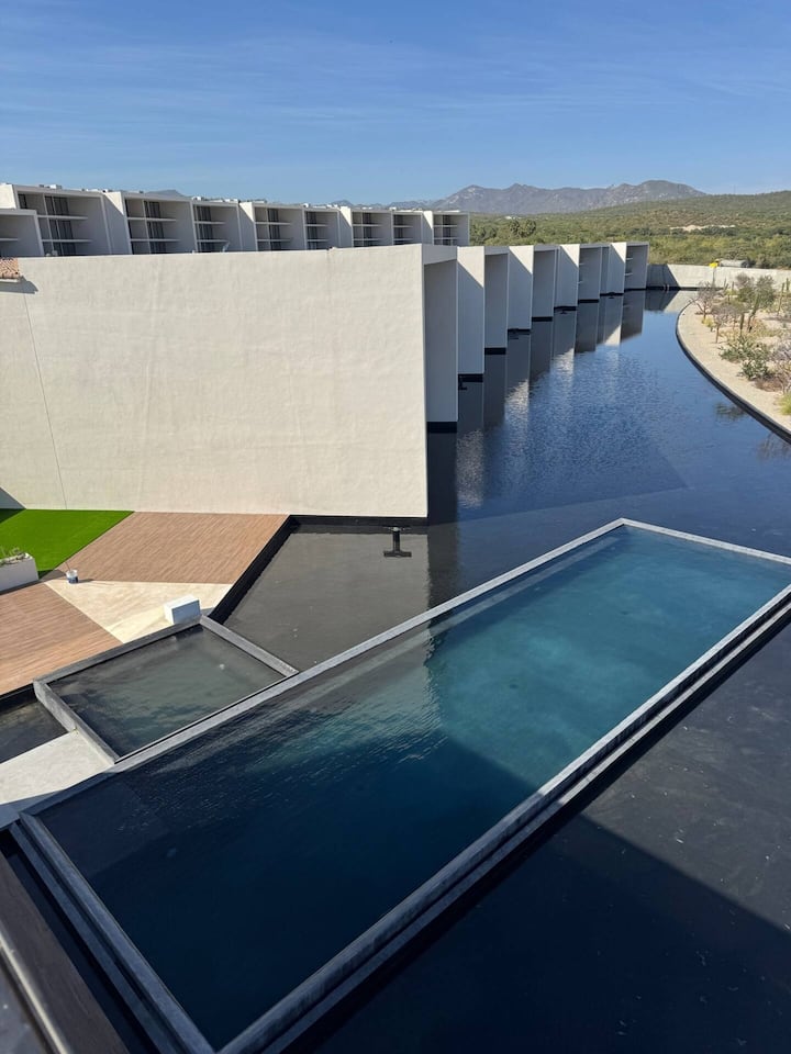 New Golf Course Condo With Ocean Views - San José del Cabo