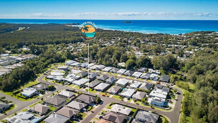 Serenity Bay Retreat - Luxury Coastal Living - エメラルド・ビーチ