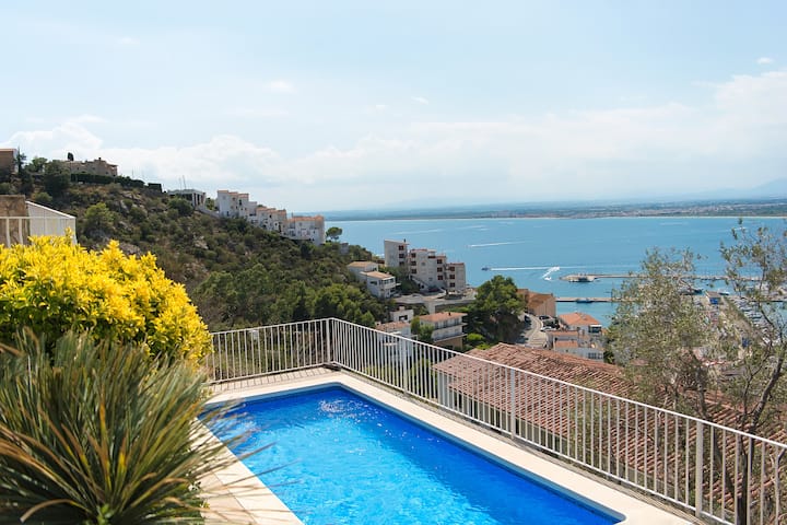 Welcs Villa 280 Emp En Una Piscina Panorámica - Roses