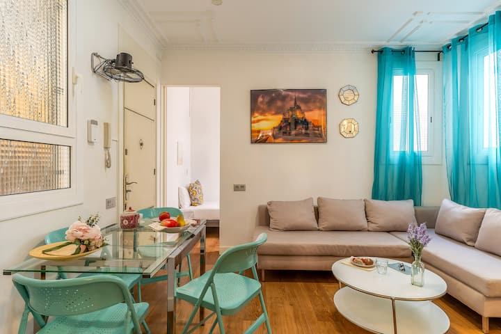 Prime Family Apartment Near Sagrada Familia - Barcelona