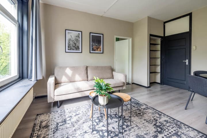 Budget-friendly Stay In Central Rotterdam - Rotterdam