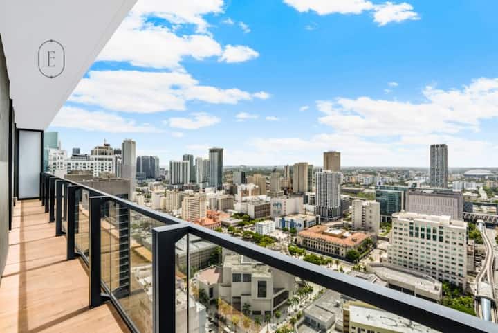 5-star Suite | Beach Club Access & Full Kitchen - Miami