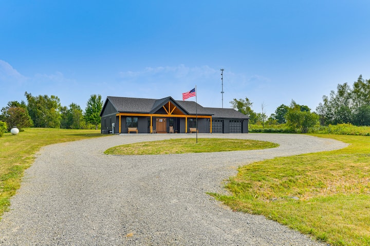 3 Mi To St Lawrence River: Spacious Ranch Home - Clayton, NY