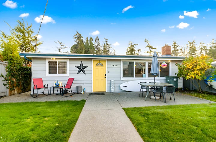 Cottage & Cabana Between Creek And Bay - Birch Bay, WA
