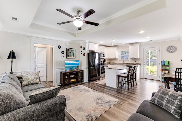 Charming 2b, 2bth Home In Boiling Spring Lakes, - Bolivia, NC