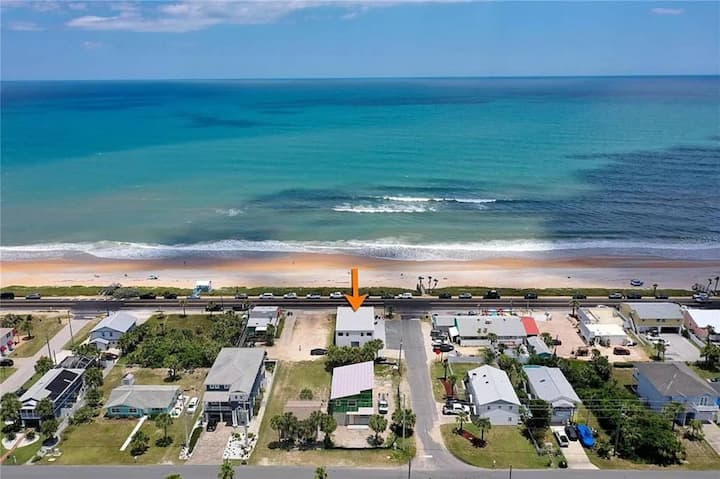 Flamingo Suite | Bombora Suites | Steps To Beach - Flagler Beach, FL