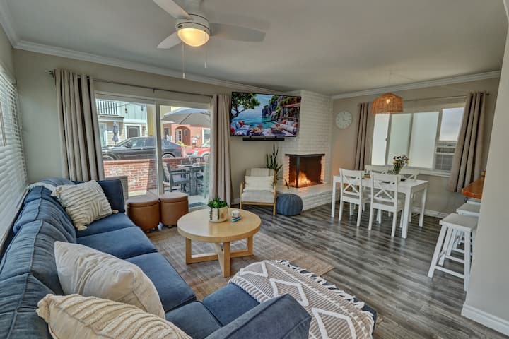 Steps To Sand W/ Patio & Fireplace - Costa Mesa, CA