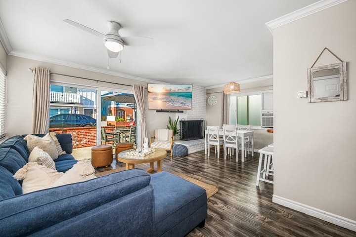 Duplex Steps From The Sand - Newport Beach, CA