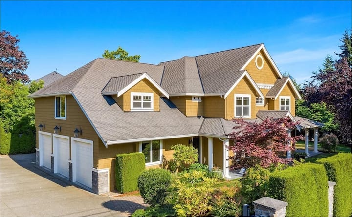 Grand Bellevue Dt Villa 5,010 Sqft, Near Bv Square - 貝爾維尤