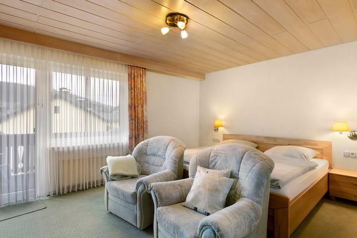 Haus Erika - Ferienwohnung 2 - Winterberg