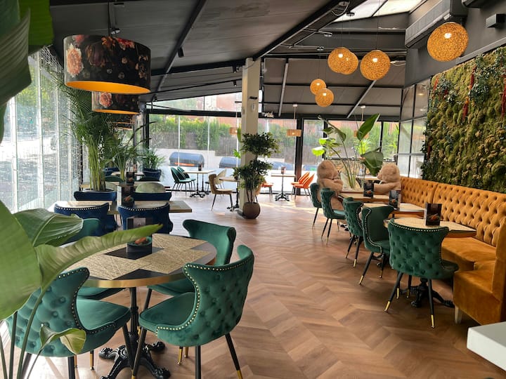 Suite 6 People In Hotel Suites Feria - Madrid