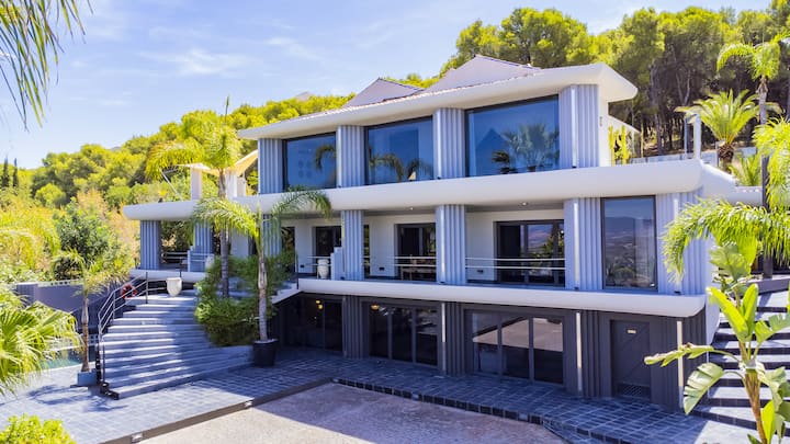 Cubo's Villa Le Corbusier - Alhaurín el Grande