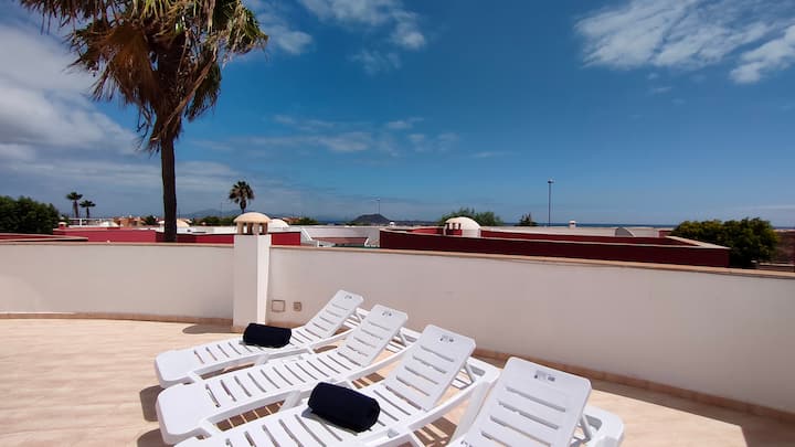 Casa Girasoles Hudge Sea View Roof Terrace, Patio - Corralejo